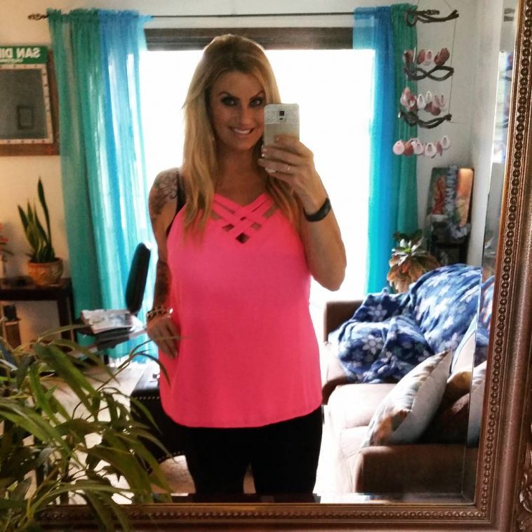 Holly Pernice Was Over 300lbs & On Anti Anxiety Medication Until She ...